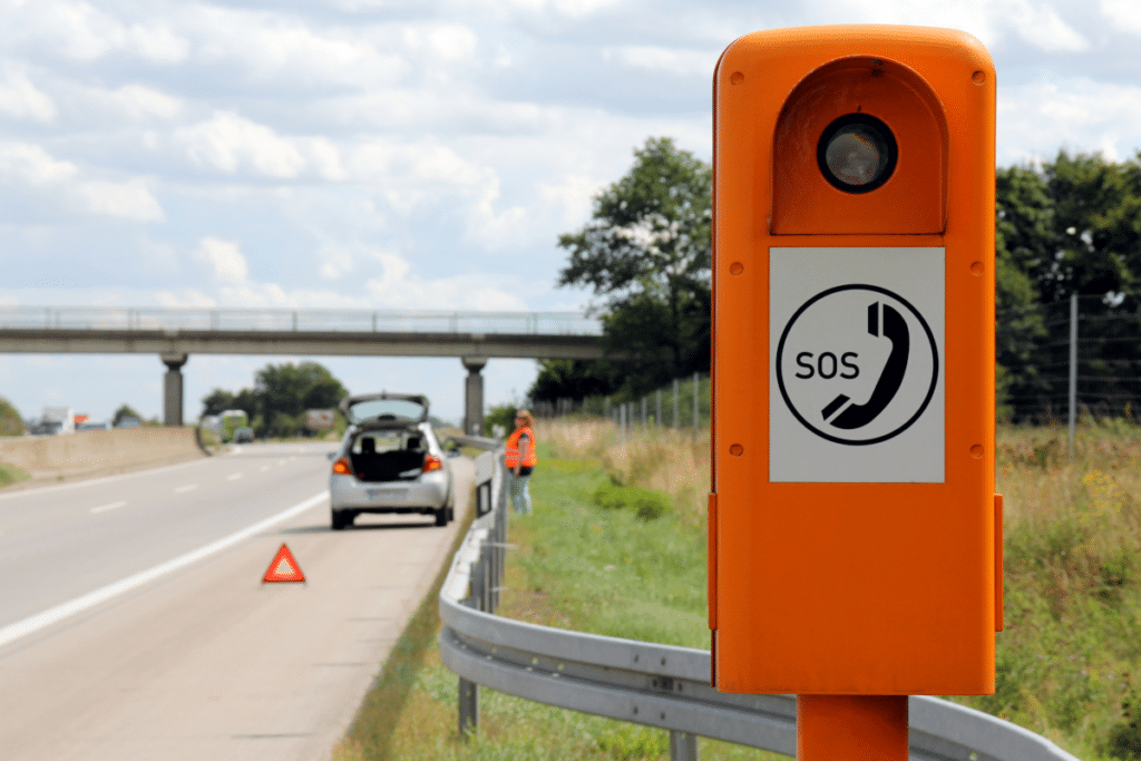 Sie Brauchen Hilfe Auf Der Autobahn